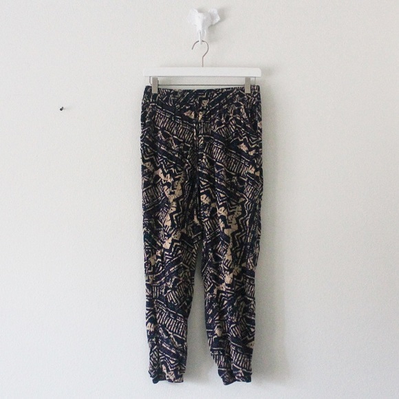 BeBop | Pants & Jumpsuits | Bebop Aztec Flowy Lightweight Jogger Pants ...
